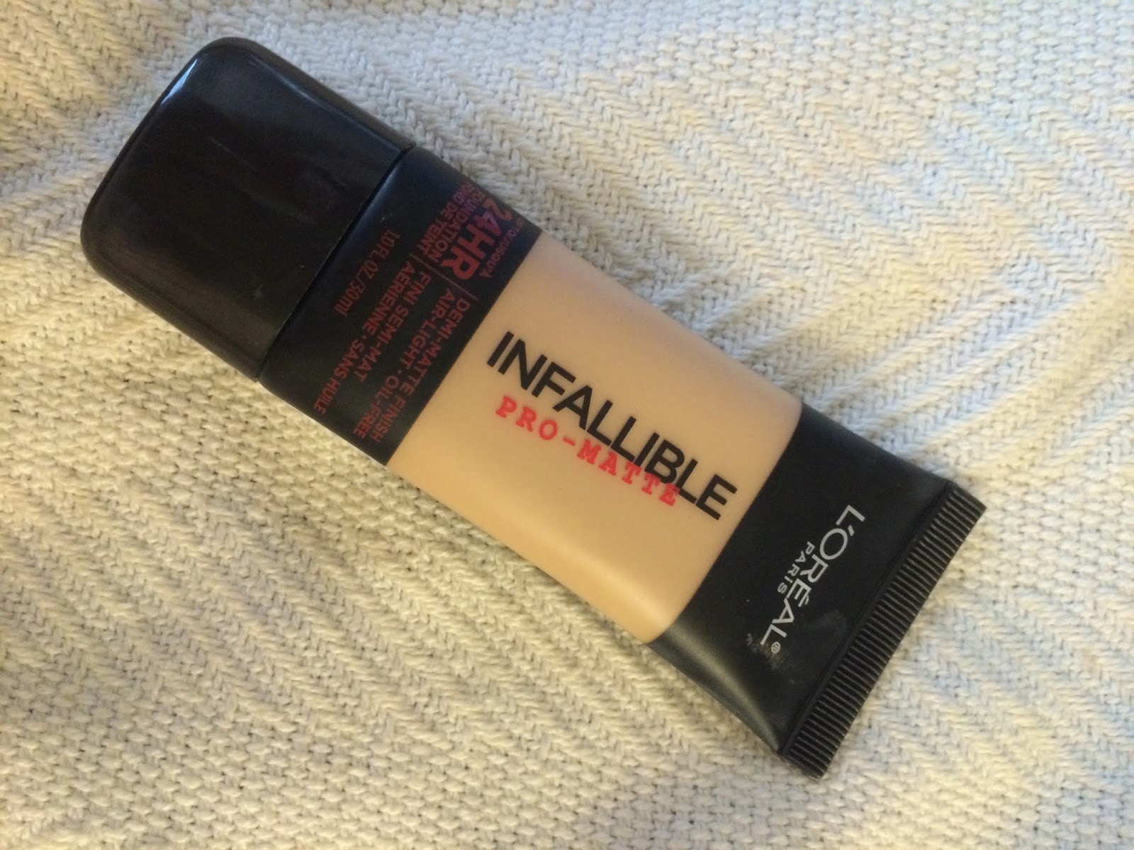 Lulu on Beauty: REVIEW: L'Oreal Infallible Pro-Matte foundation (Love it!)